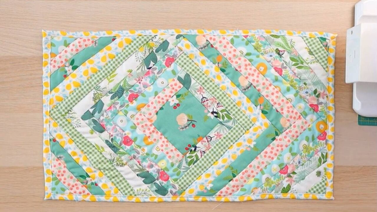 How to Make a Chevron Quilt Pattern - Sew Easy by Sandy